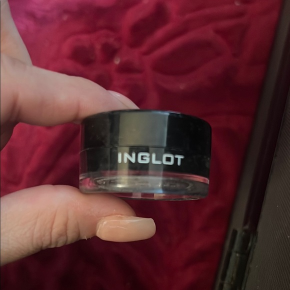 INGLOT | Makeup | Brand New Inglot Black Gel Eyeliner | Poshmark